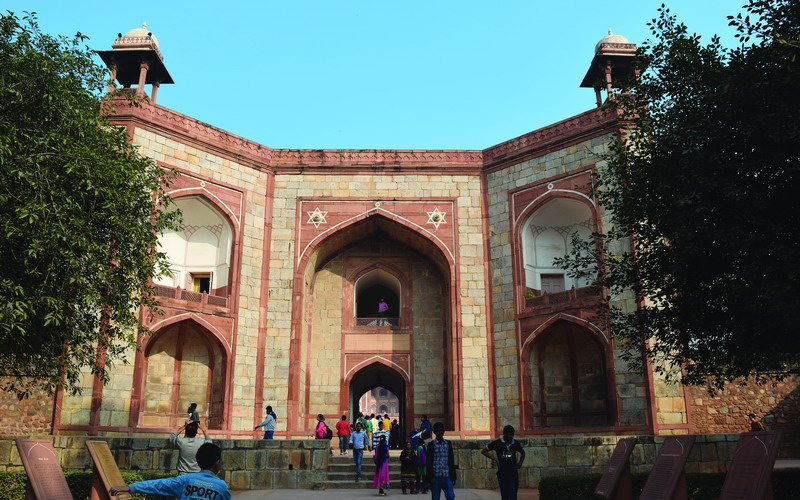 Menjelajah Humayun ka Maqbara di New Delhi, India